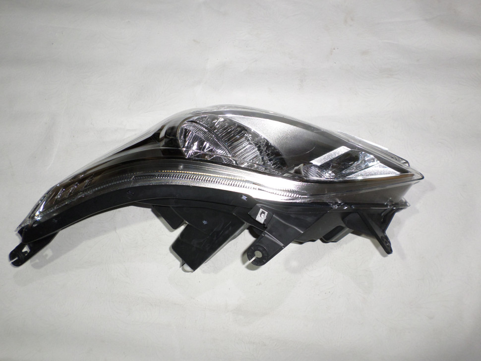 Фара левая Шевроле Кобальт 52020800, 52022421 с механическим коректором ...