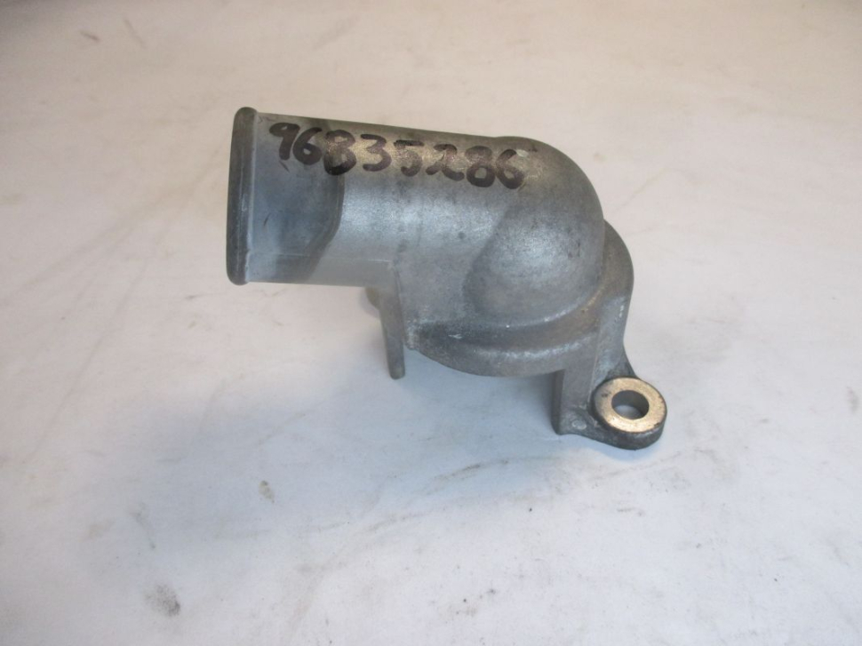 Корпус термостата алюминиевый 96407677, 96835286 Шевроле Авео, Лачетти ...