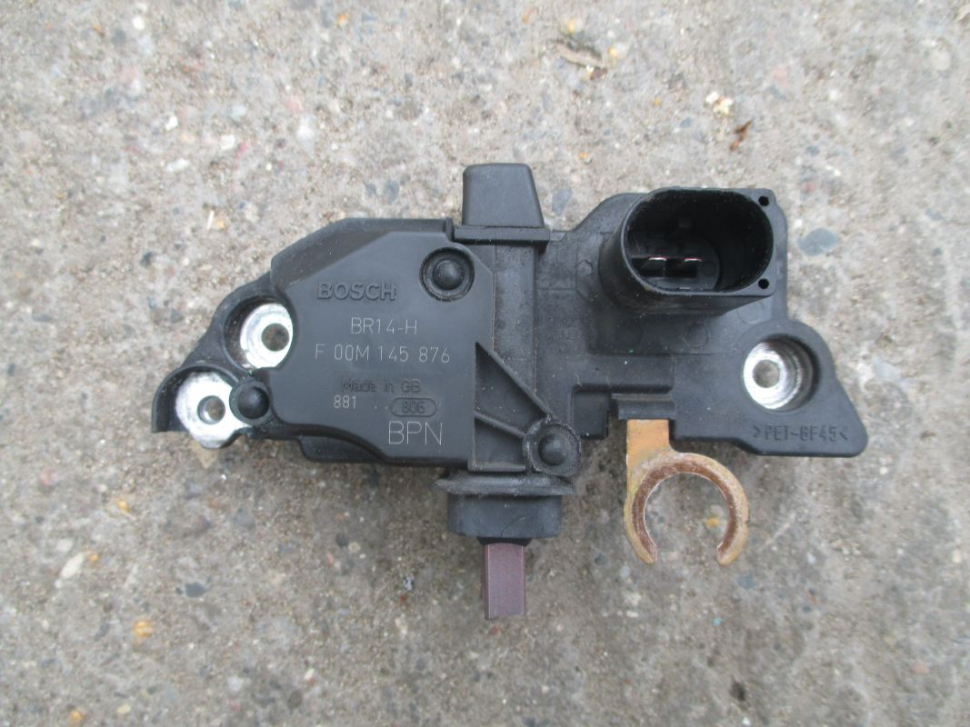 Регулятор напряжения генератора 038903803F F00M145876 F00M145431 Ауди ...