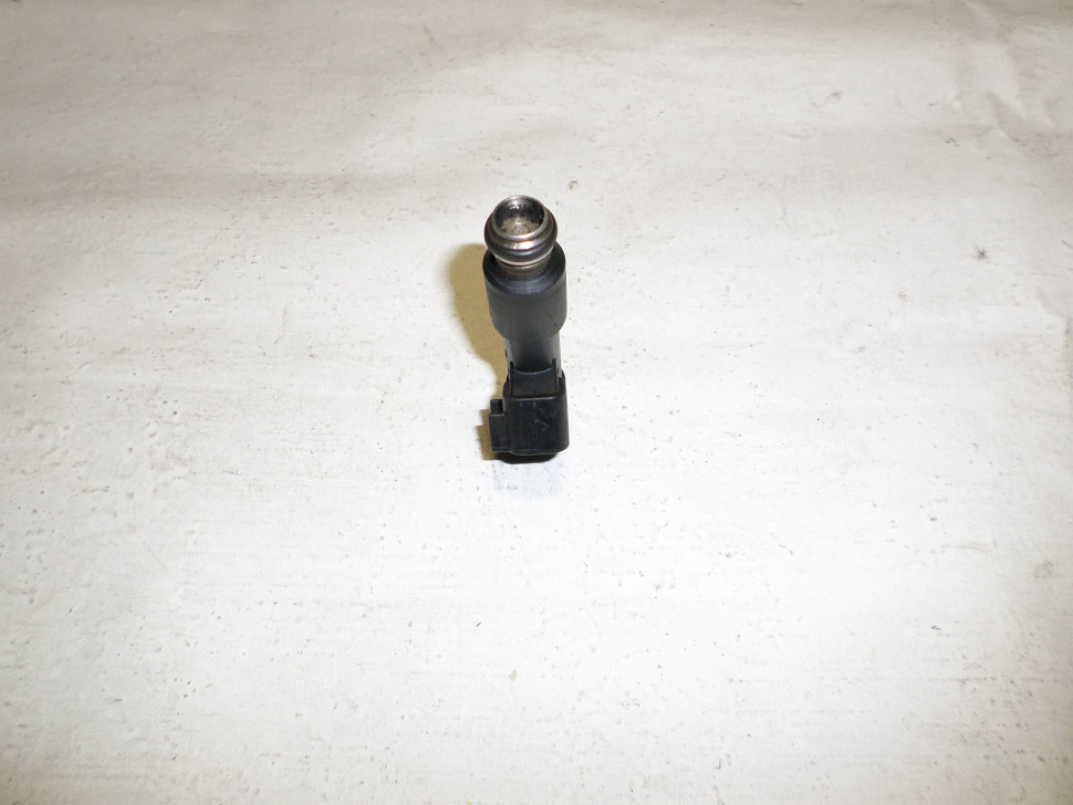 Форсунка топливная 96334808 96493843 25332290 Авео Лачетти Ланос Спарк ...