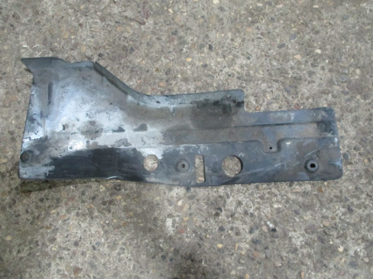 Защита двигателя правая 13239610 Шевроле Круз Орландо Опель Астра J ...