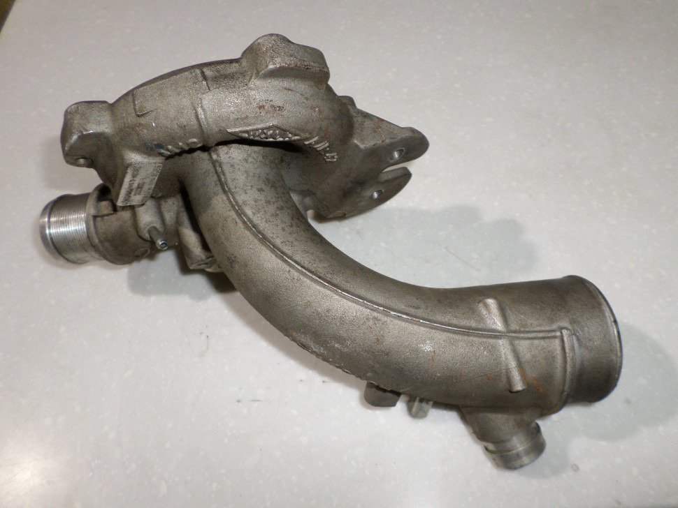 Корпус турбины 55565353 95516203 Опель Астра J Шевроле Круз с A14NEL 1. ...