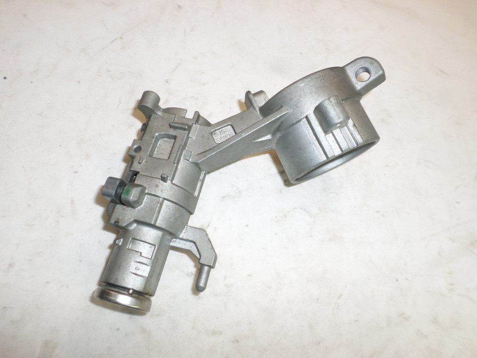 Замок зажигания 94801312 13326419 Шевроле Круз Авео T300 Орландо - с ...