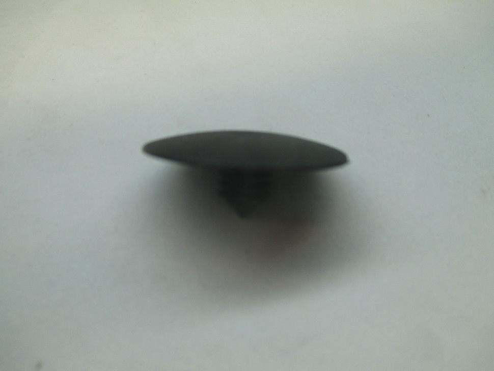 Клипса пистон 94530503 крепления шумоизоляции капота для всех Шевроле ...