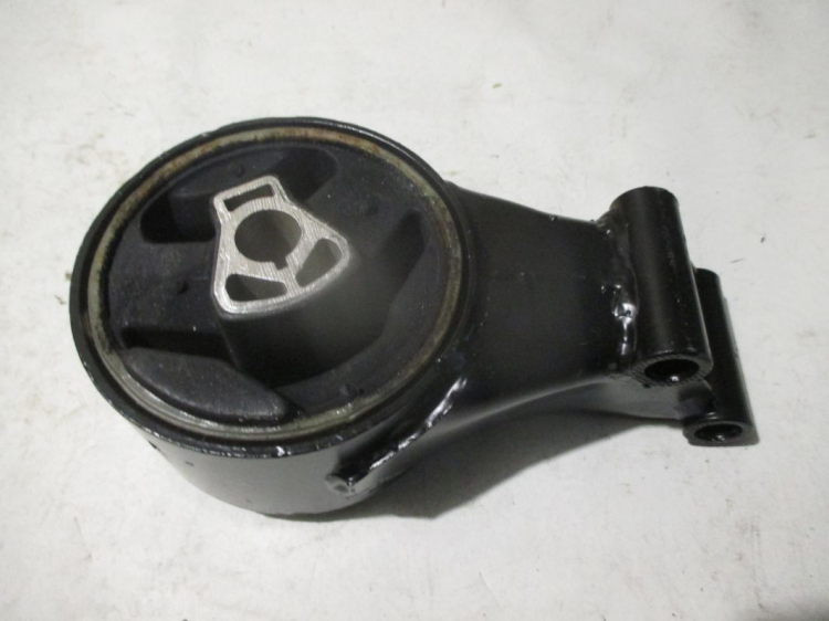 Подушка двигателя задняя Шевроле Круз, Орландо, Опель Астра J 13248630 ...