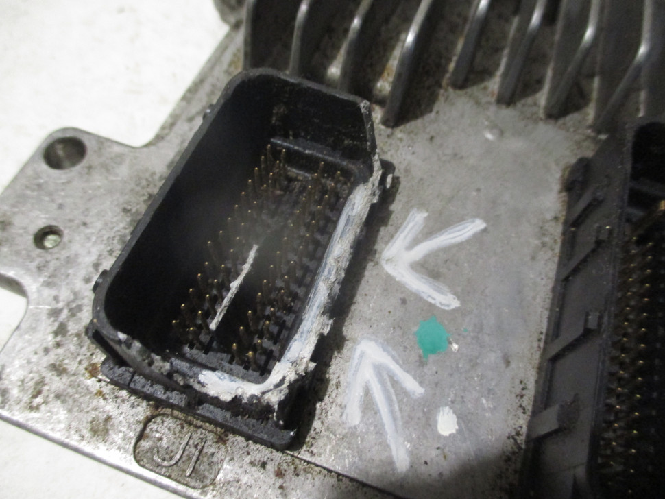 Блок управления двигателем 12642927 12654172 ABJT E83 Шевроле Кобальт 1 ...