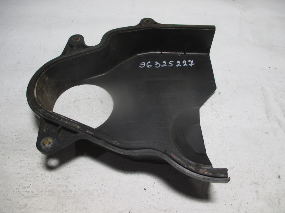 Крышка ремня ГРМ нижняя наружняя 96325226 96325227 Шевроле Авео 1,2л ...