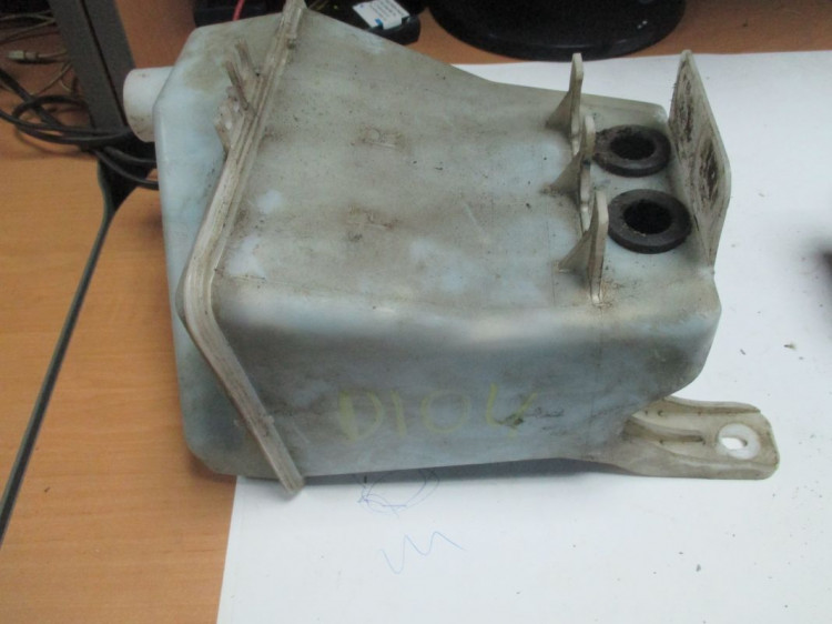 Бачок омывателя Шевроле Авео Т200-255 Хэтчбек 96543076, 96650703 без ...