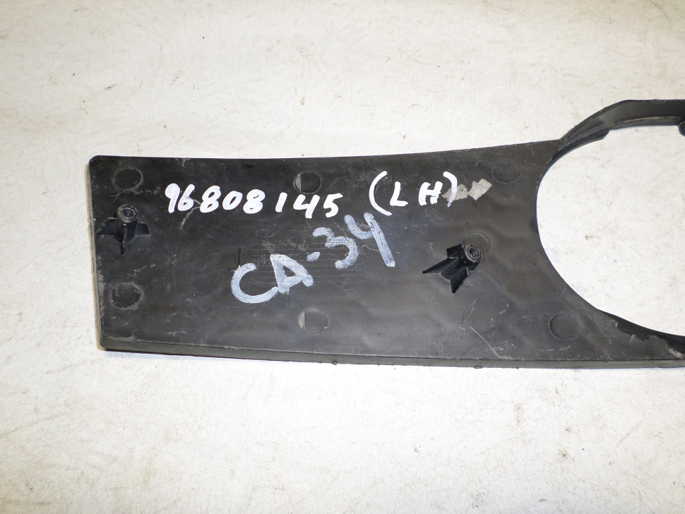 Накладка противотуманки левой 96808145 Шевроле Авео Т255 Хэтчбек - без ...