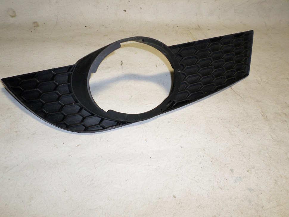 Накладка противотуманки левой 96808145 Шевроле Авео Т255 Хэтчбек - без ...