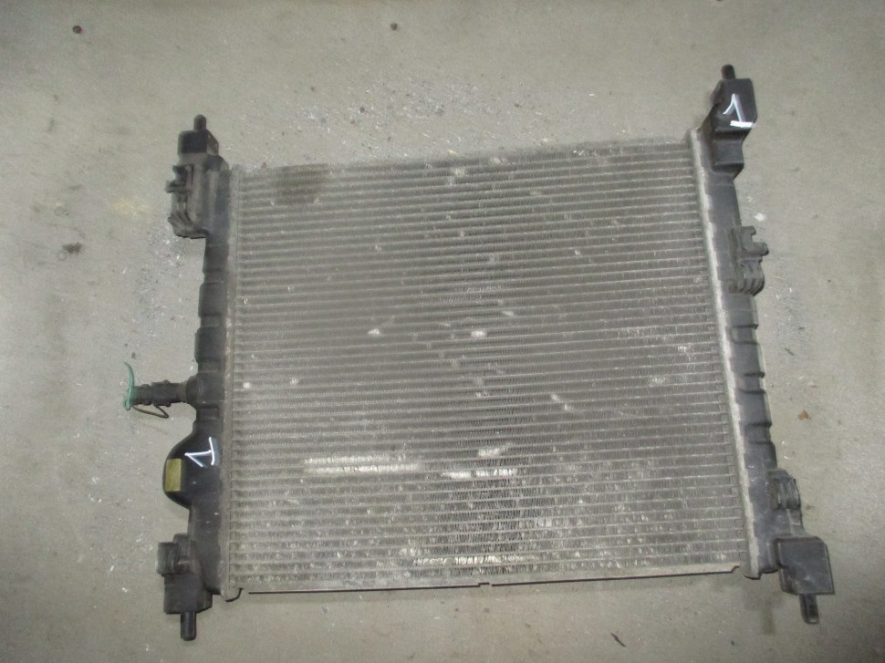 Радиатор охлаждения Шевроле Спарк М300 Равон 2, 96676341, 96984450 ...