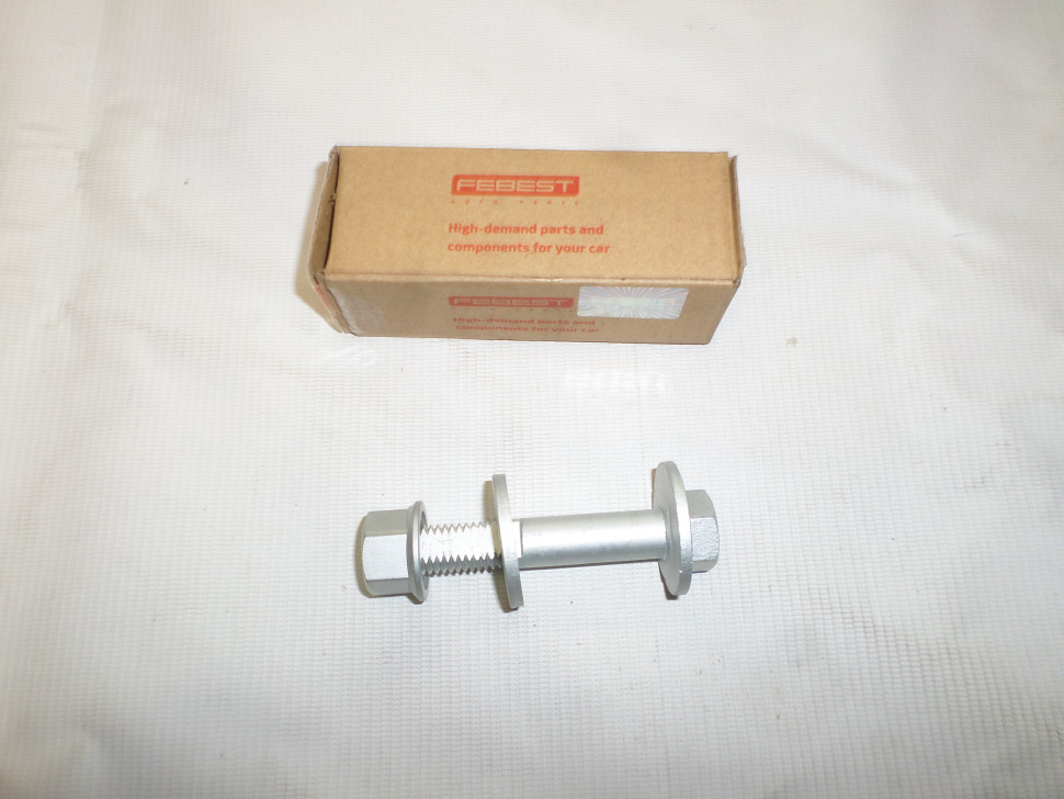 Болт с эксцентриком 95471155, 10282253 Chevrolet Captiva Opel Antara ...