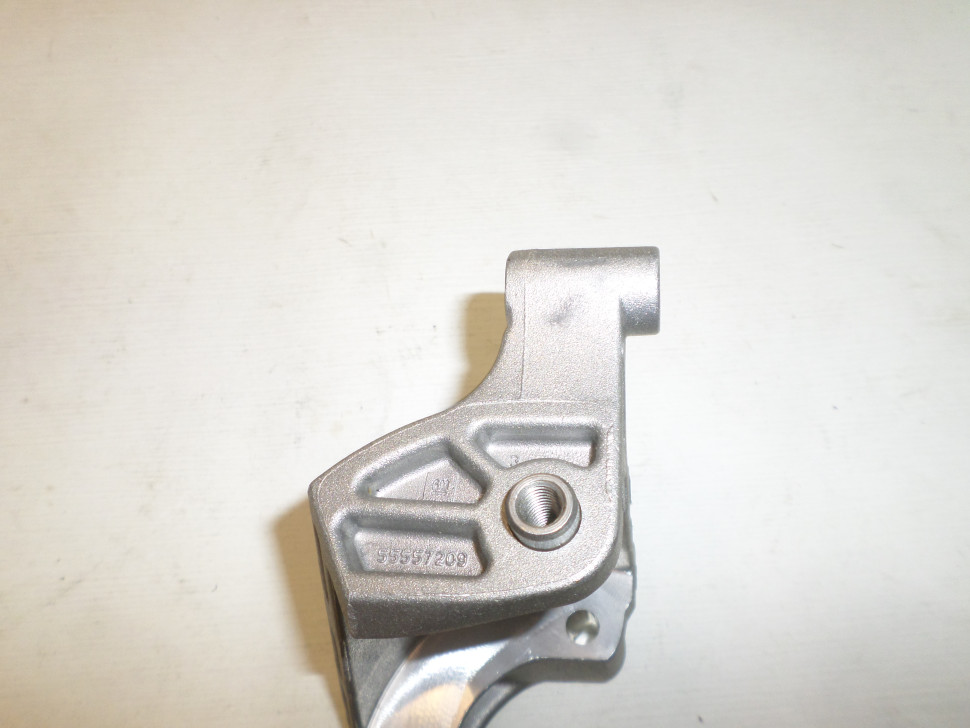 Кронштейн насоса ГУР 55568147, 55557209 Шевроле Авео Т300, - GM ...