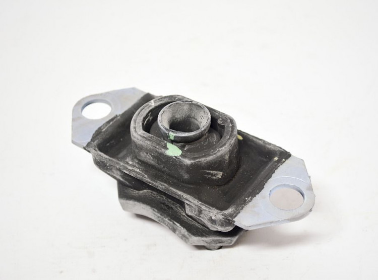 Опора КПП Рено Логан и MEGAN 6001548160 опора для двигателя с : купить ...