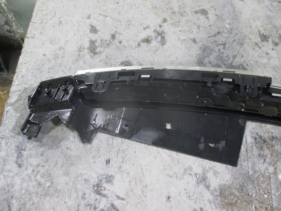 Решетка радиатора Шевроле Круз верхняя 96981100, 95931767 96832951 ...