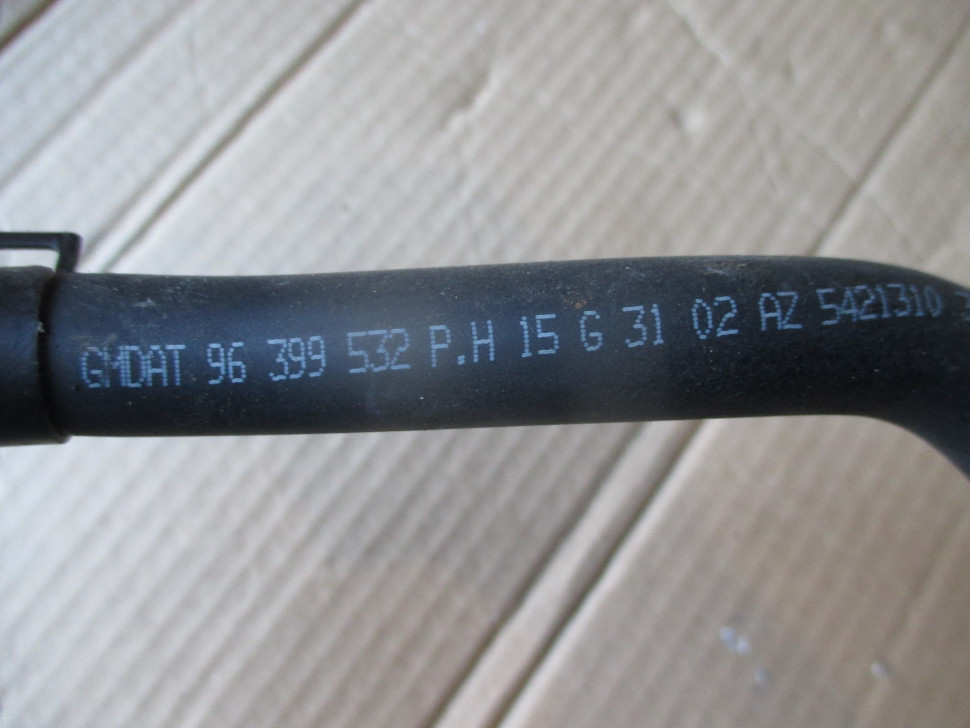 Шланг клапанной крышки 96473388 96399532 Шевроле Авео Лачетти F14D3 ...