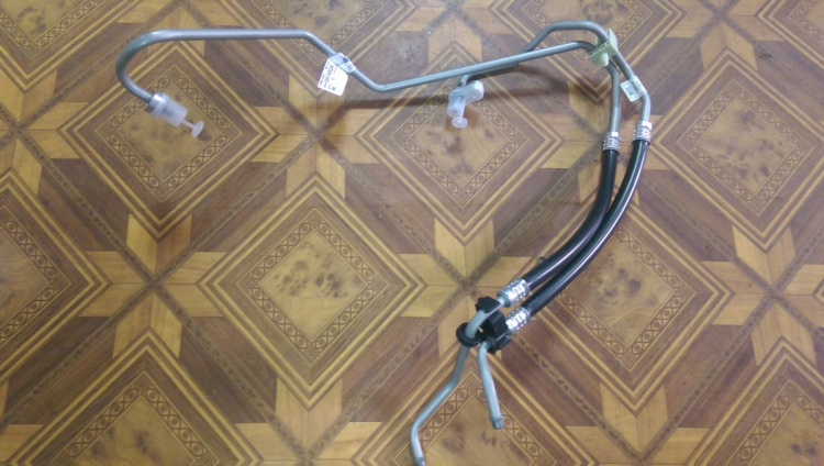 Трубки радиатора АКПП Шевроле Орландо 95032469, 95483120 комплект 2 шт ...