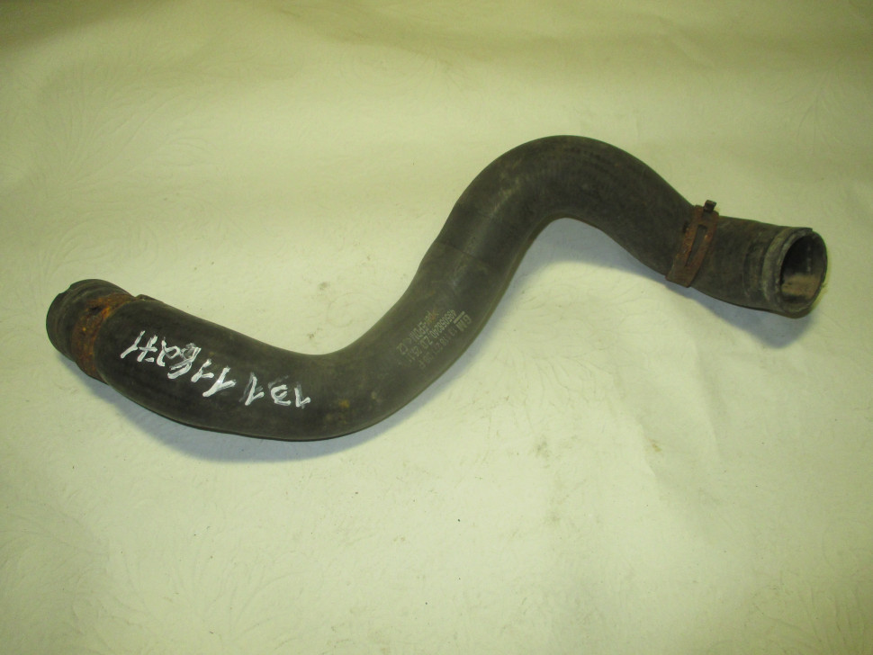 Шланг охлаждения радиатора нижний 13118271 1337714 495058240 Опель ...