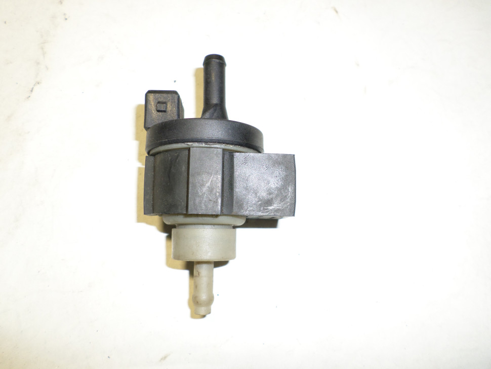 Клапан вентиляции паров топлива 96387487 96408211 96408210 PCV-002 ...