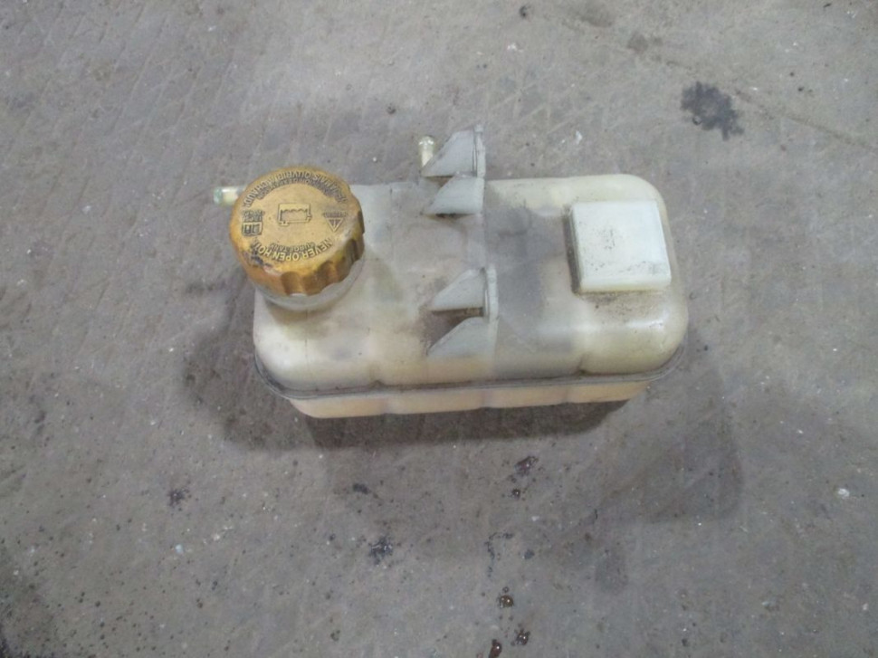 Бачок расширительный Шевроле Реззо, Дэу Такума 96263802, 96813424. - БУ ...