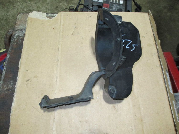 Горловины топливного бака корпус Шевроле Круз 42359372 42355978 ...