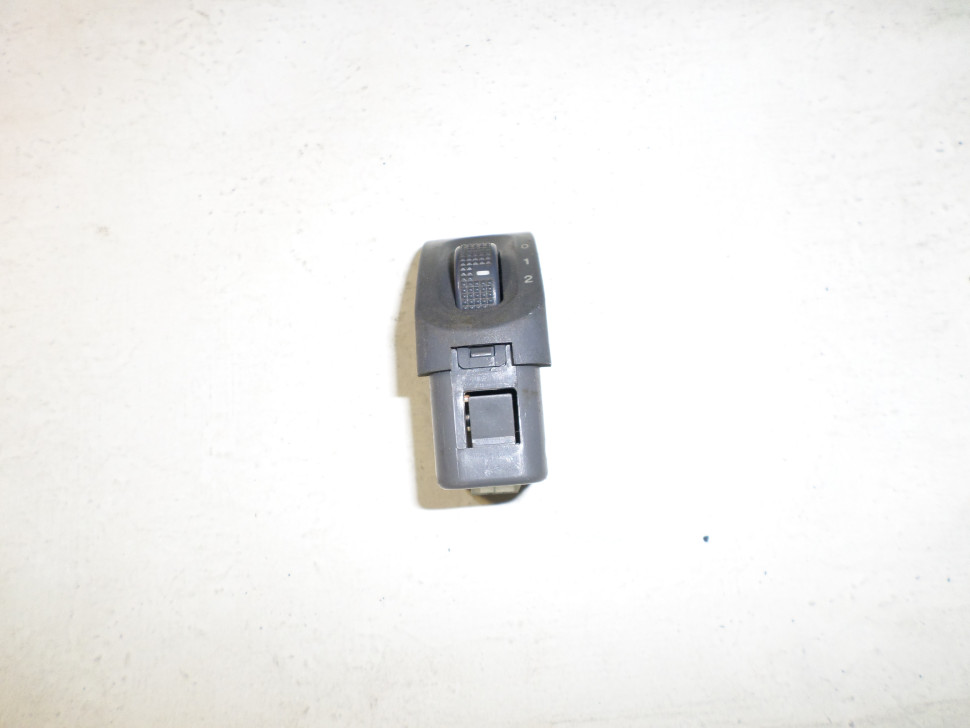 Кнопка корректора фар 96567367 96663836 95227623 96602507 Шевроле Спарк ...