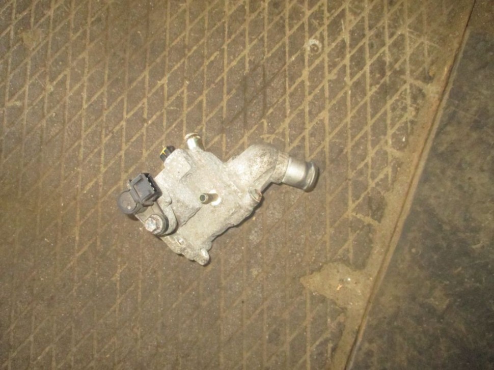 Термостат - Корпус 96317980 96666224 и термостат 96610574 Шевроле Авео ...