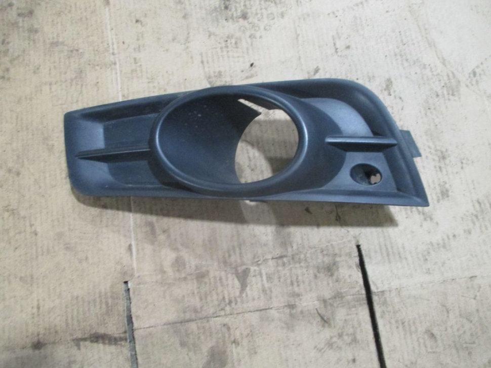 Накладка фары противотуманной левой 96981085 94831151 Шевроле Круз ...