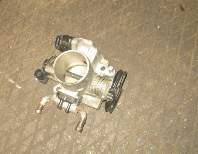 Дроссельная заслонка Шевроле Ланос 1,5 литра A15SM 96143585, : купить, цена