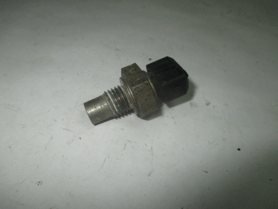 Датчик температуры 96325864 96815490 Шевроле Авео 1,2 литра Спарк Дэу ...