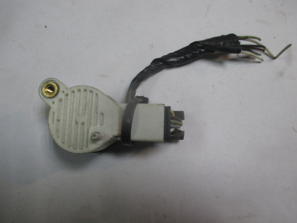 Датчик положения педали тормоза 13579090 95458826 13583371 Шевроле Авео ...