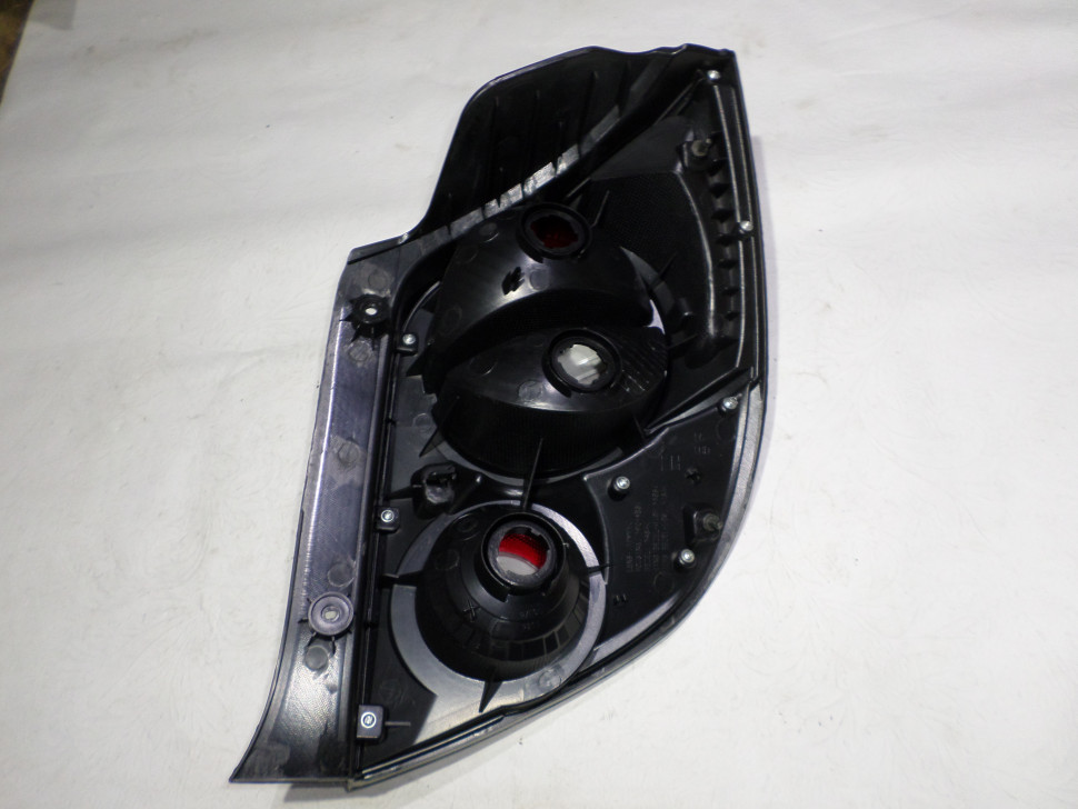 Фонарь задний левый Шевроле Авео Т300 Хэтчбек 95470356 96831069 ...