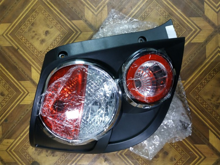 Фонарь задний левый Шевроле Авео Т300 Хэтчбек 95470356, 96831066 - Nord ...