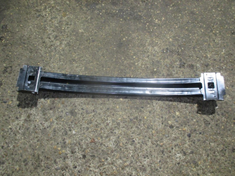 Усилитель бампера переднего Шевроле Авео Т300 все 95482621, 95482622 ...