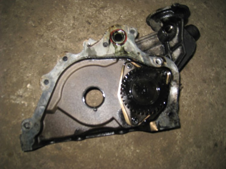 Насос масляный Опель Антара Шевроле Каптива 2,0 литра дизель 96440211 ...