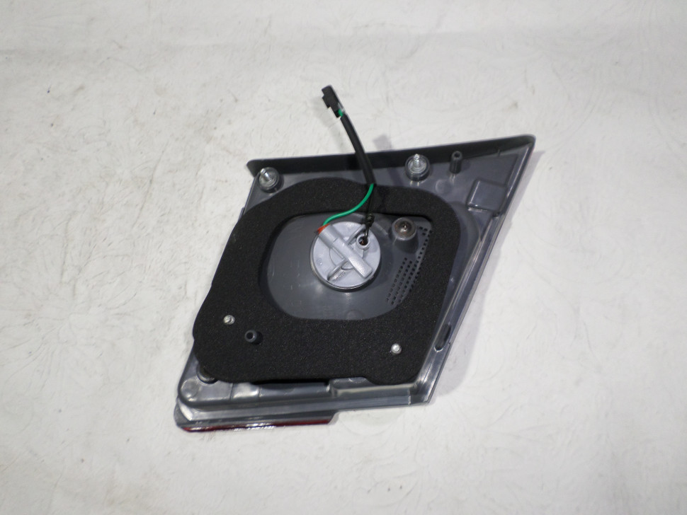 Фонарь правый внутренний задний 96830495, 95130773 95040723 Шевроле ...